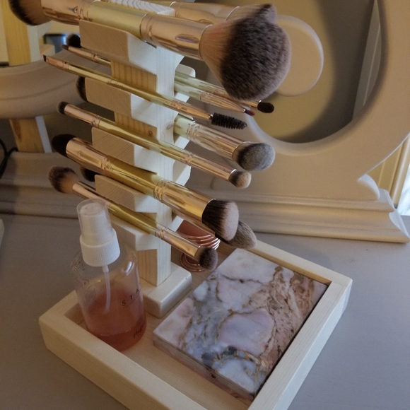 Maskcara | Makeup | Seint Maskcara Brush Holder | Poshmark